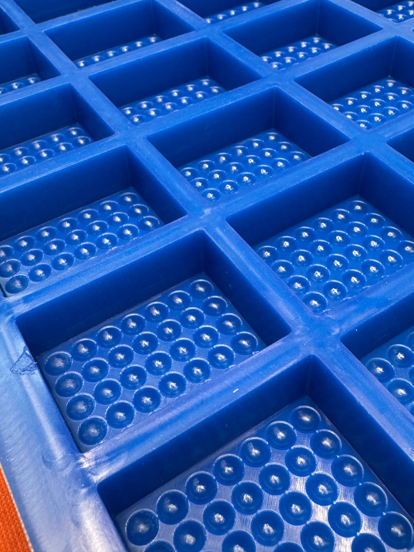 50 Cavity Silicone Mold -Moules en silicone à 50 cavités – W & W ...